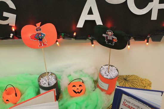 Reading is a Scream! - Library Halloween Bulletin Board – SupplyMe